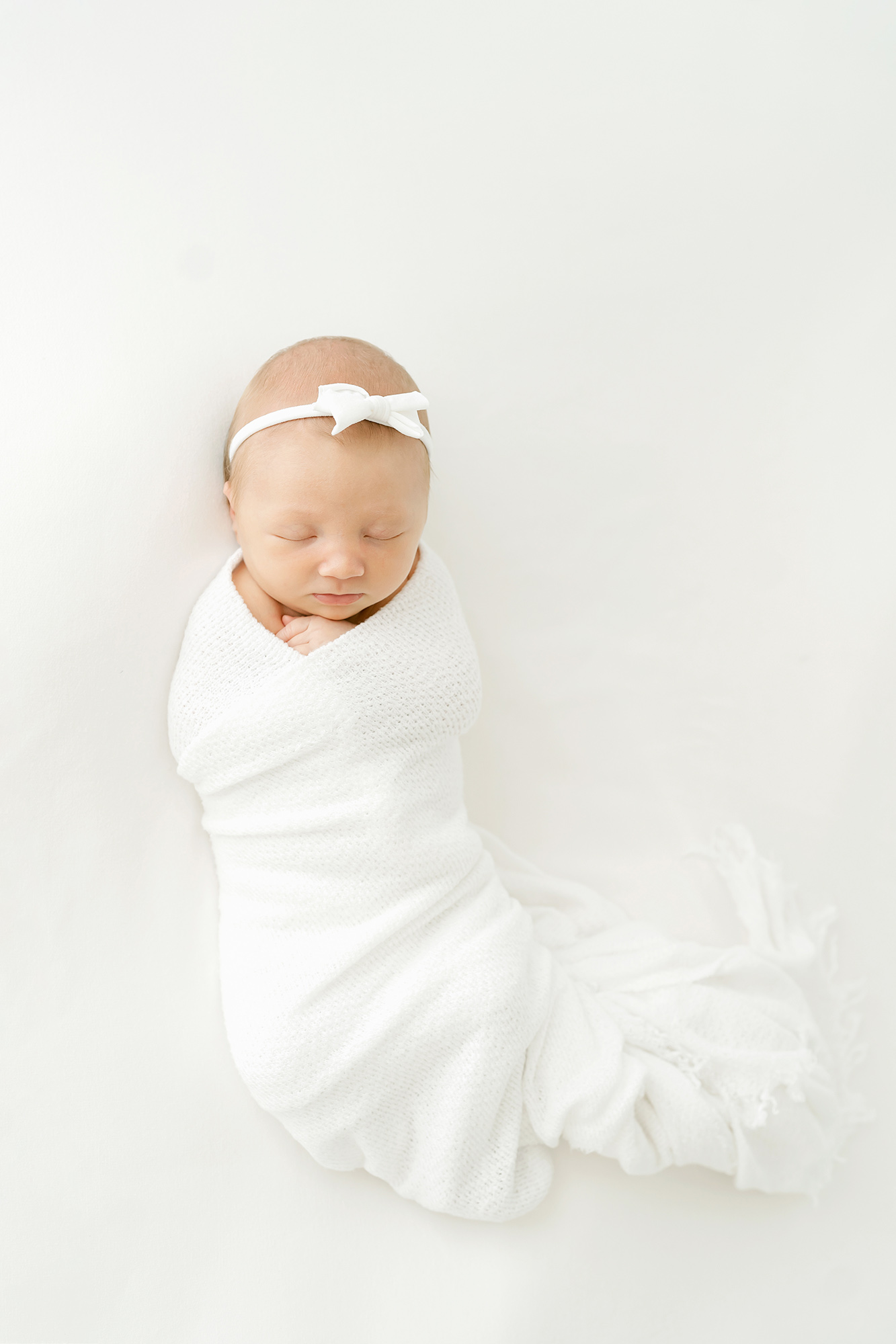 What to Wear for Newborn Photos : Julie Brock Photography